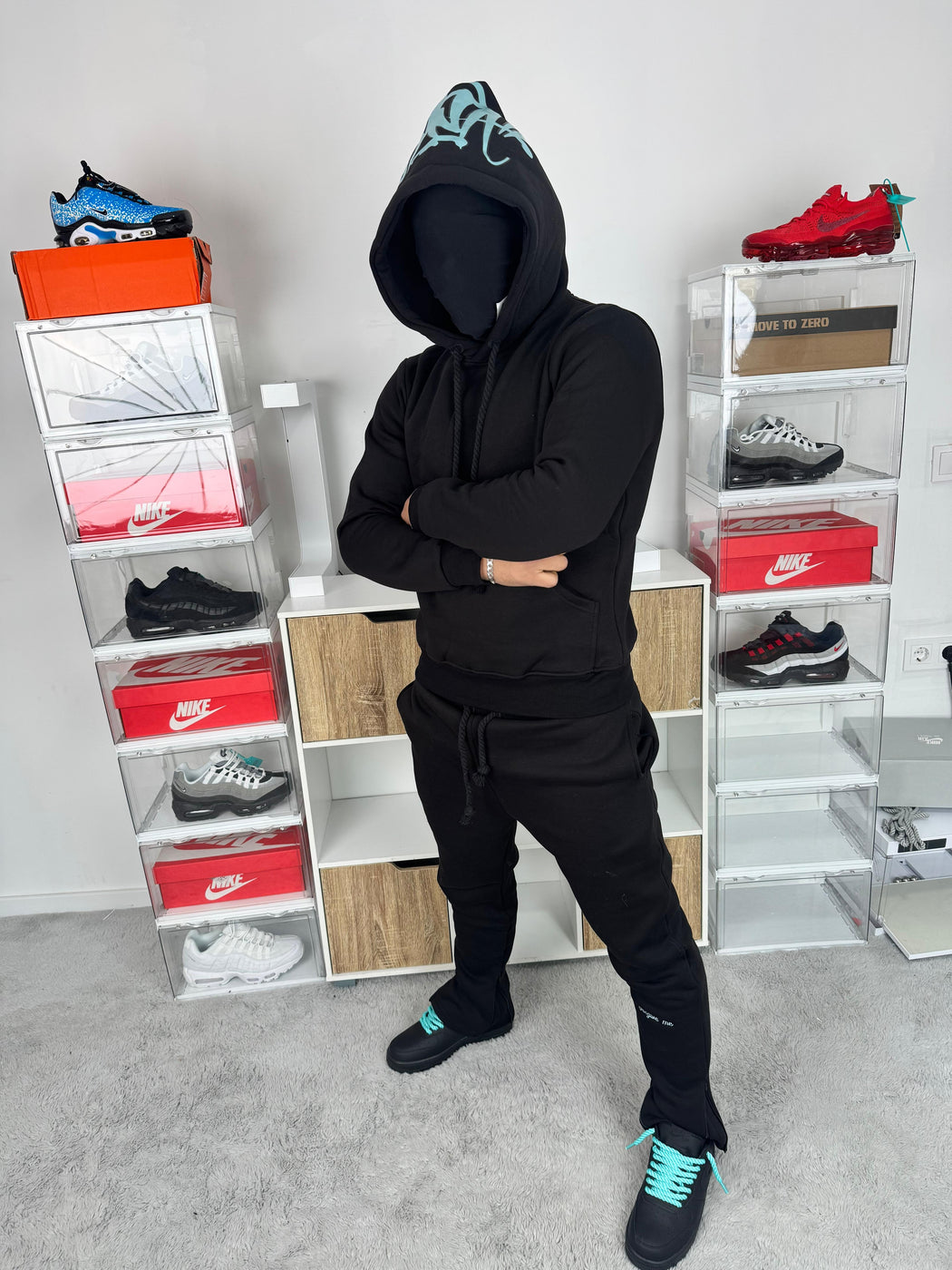 SYNA WORLD – 𝐑𝐎𝐏𝐀 𝐏𝐑𝐈𝐌𝐄