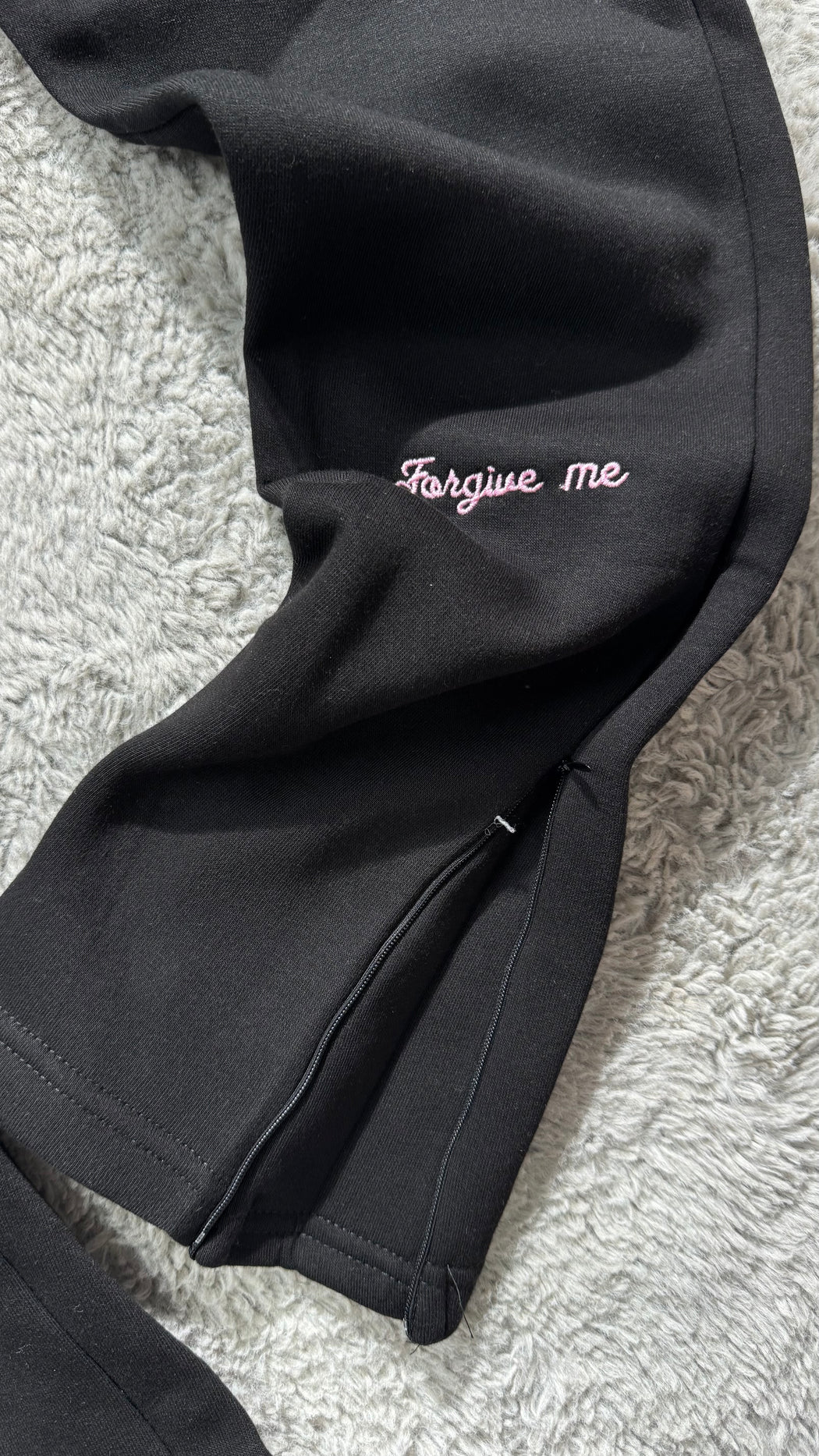 SYNA WORLD – 𝐑𝐎𝐏𝐀 𝐏𝐑𝐈𝐌𝐄